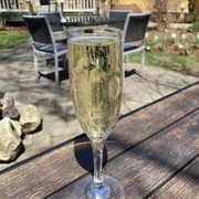 THE TREE HOUSE TAVERN & BISTRO - 1489 Photos & 731 Reviews - 1094 ...