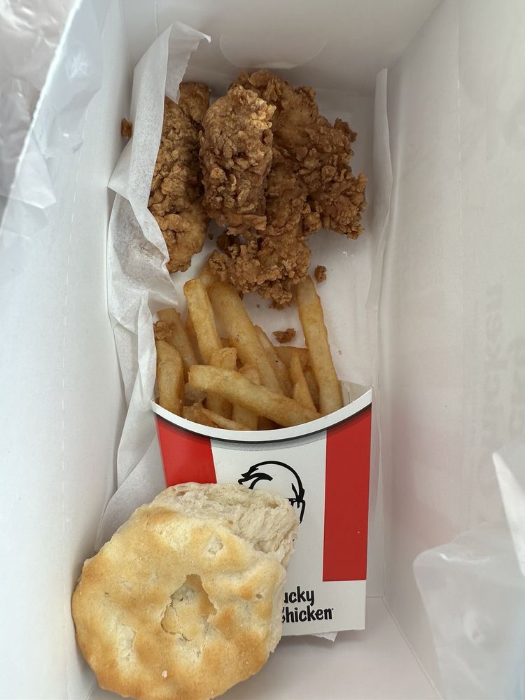 KFC - Updated December 2025 - 14 Reviews - 2760 Brentwood Dr, Columbus ...