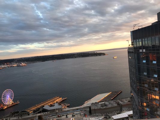 HELIOS APARTMENTS - Updated January 2025 - 55 Photos & 47 Reviews ...