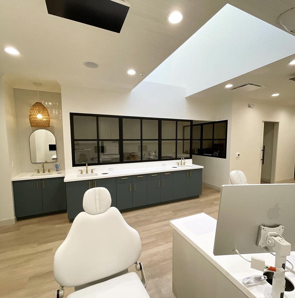 THE ORTHO HOUSE - Updated November 2024 - 715 E Green St, Pasadena ...