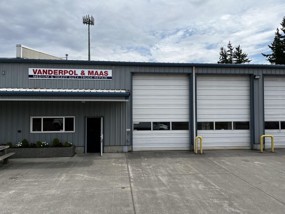 VANDERPOL & MAAS - Updated June 2026 - 228 Bay Lyn Dr, Lynden ...