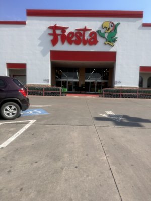 FIESTA MART #29 - Updated February 2025 - 50 Photos & 19 Reviews - 611 ...