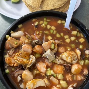MARISCOS EL COMPA DE MAZATLAN - Updated June 2025 - 92 Photos & 111 ...