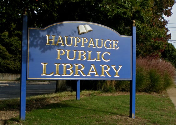 HAUPPAUGE PUBLIC LIBRARY - Updated October 2025 - 10 Photos & 16 ...