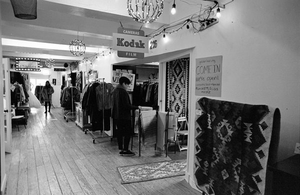 GOLDEN HOUR CAMERAS AND VINTAGE - Updated January 2026 - 20 Photos ...