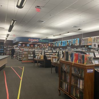 BOOKMANS ENTERTAINMENT EXCHANGE - Updated December 2025 - 98 Photos ...