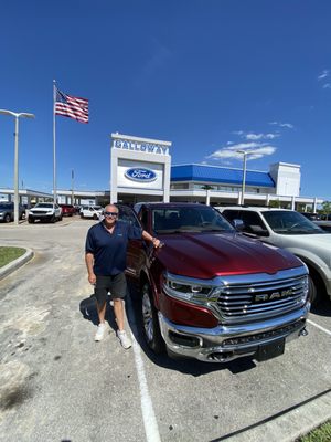 SAM GALLOWAY FORD - Updated December 2025 - 31 Photos & 193 Reviews ...
