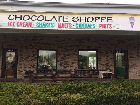 CHOCOLATE SHOPPE ICE CREAM - 23 Photos & 19 Reviews - Ice Cream ...