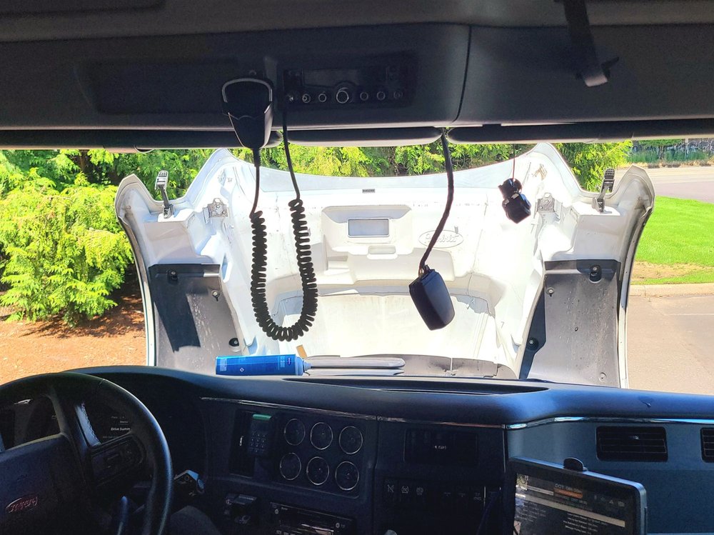 BIG RIG GLASS - Updated December 2025 - 919 NE Marine Dr, Portland ...