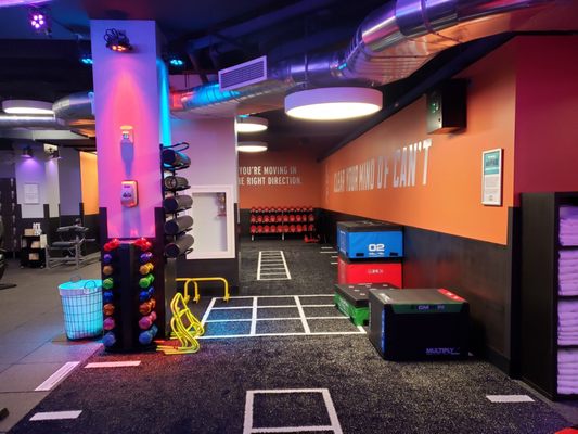 CRUNCH FITNESS - MIDTOWN EAST - 21 Photos - 511 Lexington Ave, New York ...