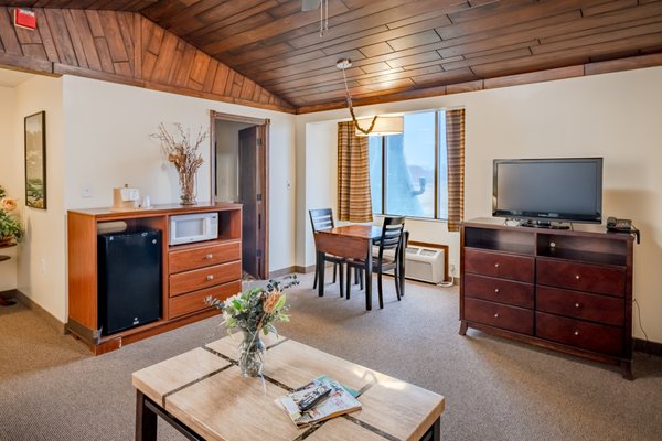 CANDLESTONE INN & GOLF - Updated December 2025 - 21 Photos & 28 Reviews ...