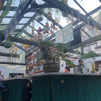 SOMERSET BAR - Updated May 2025 - 362 Photos & 145 Reviews - 139 E ...