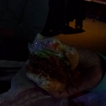 KITLEY INN - Updated October 2025 - 38 Photos & 11 Reviews - 825 S ...