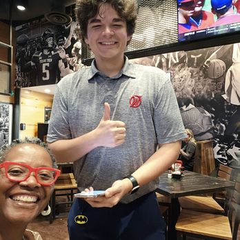 WALK-ON’S SPORTS BISTREAUX - THE COLONY RESTAURANT - Updated September ...