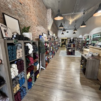 TOP 10 BEST Cotton Fabric Stores near Altoona, IA 50009 - Updated 2025 ...