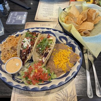 CADILLAC MEXICAN KITCHEN & TEQUILA BAR - Updated October 2025 - 384 ...