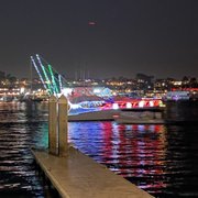 NEWPORT BEACH CHRISTMAS BOAT PARADE - 376 Photos & 324 Reviews ...