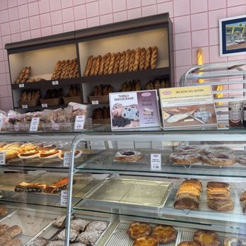PENINSULA PASTRIES PALM SPRINGS - Updated September 2025 - 526 Photos ...
