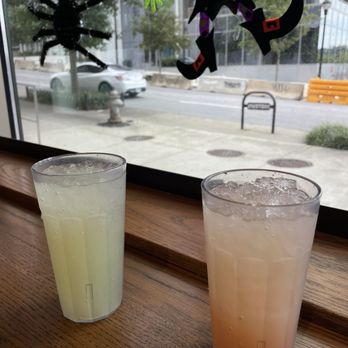 FARM BURGER - MIDTOWN ATLANTA - Updated October 2025 - 176 Photos & 128 ...