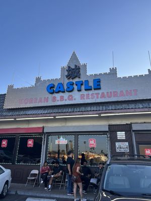 CASTLE BBQ - Updated December 2025 - 1051 Photos & 1716 Reviews - 473 N ...