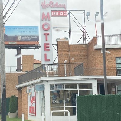 HOLIDAY MOTEL - Updated October 2025 - 2291 New England Thru, Bronx ...