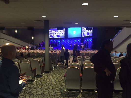 CROSSROADS CHRISTIAN CHURCH - Updated December 2025 - 29 Photos & 16 ...