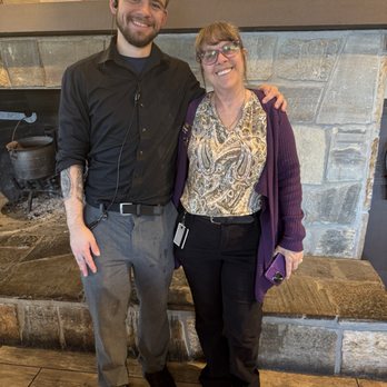 CRACKER BARREL OLD COUNTRY STORE - Updated October 2025 - 550 Photos ...