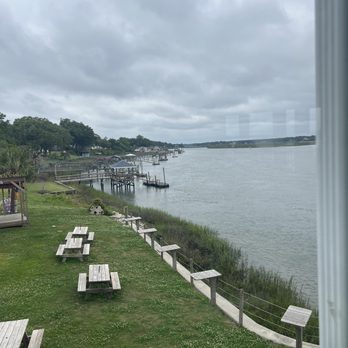 INLET VIEW BAR & GRILL - Updated May 2024 - 420 Photos & 431 Reviews ...