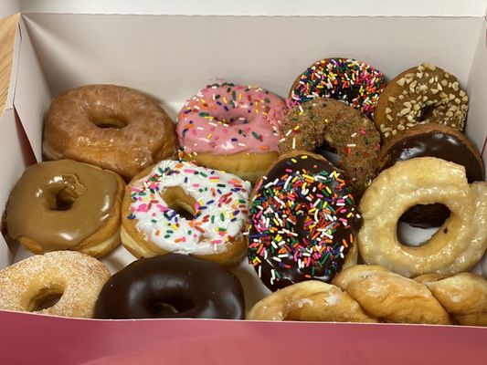 DONUT HAUS - Updated December 2025 - 53 Photos & 110 Reviews - 265 E ...