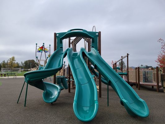 VETERANS PARK SPLASH PAD - Updated August 2025 - 31 Photos - 1121 S ...