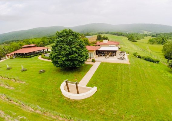 AFTON MOUNTAIN VINEYARDS - Updated April 2025 - 167 Photos & 149 ...