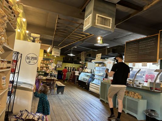 FOSTER’S MARKET - Updated July 2025 - 637 Photos & 685 Reviews - 2694 ...