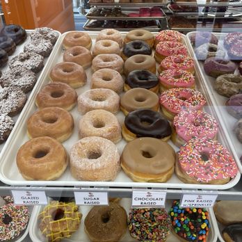 RANDY’S DONUTS - Updated September 2025 - 25 Photos & 20 Reviews ...