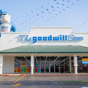 GOODWILL STORE - COOPER - Updated May 2026 - 10 Photos & 22 Reviews ...