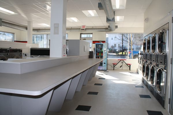 MAIN STREET LAUNDROMAT - Updated December 2025 - 15 Photos - 122 Main ...