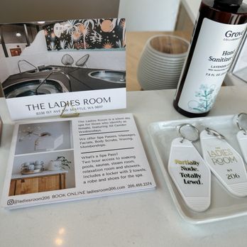 THE LADIES ROOM - Updated January 2026 - 14 Photos & 42 Reviews - 8538 ...