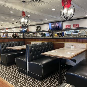 COLONIAL DINER - Updated September 2025 - 285 Photos & 341 Reviews ...