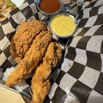 BOOSTERS BAR AND GRILL - Updated December 2025 - 100 Photos & 73 ...