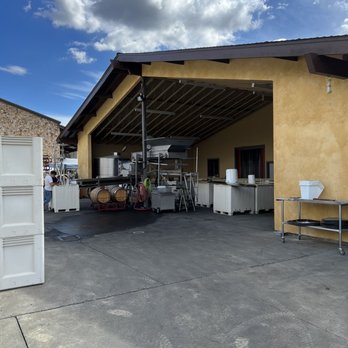 WELLINGTON CELLARS - Updated December 2025 - 91 Photos & 62 Reviews ...