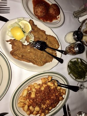 BAMONTE’S - 267 Photos & 383 Reviews - Italian - 32 Withers St ...