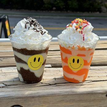 SMILEYS BURGER CLUB - Updated April 2025 - 64 Photos & 45 Reviews - 310 ...