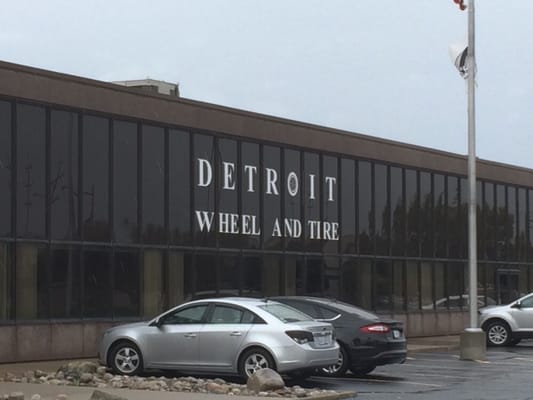 DETROIT WHEEL & TIRE - Updated June 2024 - 28 Photos & 47 Reviews ...