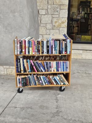 LEANDER PUBLIC LIBRARY - Updated October 2025 - 65 Photos & 37 Reviews ...