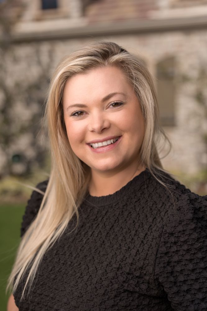 EWA BASKA - WHISSEL REALTY GROUP - Contact Agent - 3180 University Ave ...