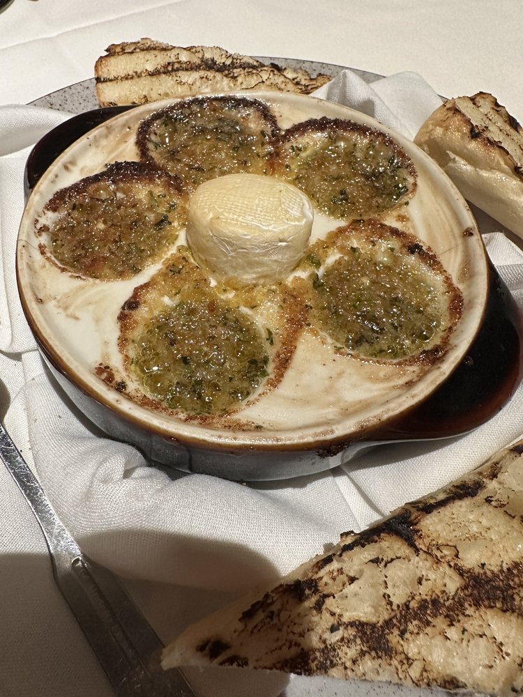 BUCKINGHAMS STEAKHOUSE AND LOUNGE - 42 Photos & 39 Reviews - 250 S ...