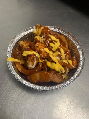 SAUCED & LOADED WINGS - 21 Photos & 40 Reviews - 8024 N 51st Ave ...