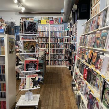 ATOMIC BOOKS - Updated December 2025 - 86 Photos & 119 Reviews - 3620 ...