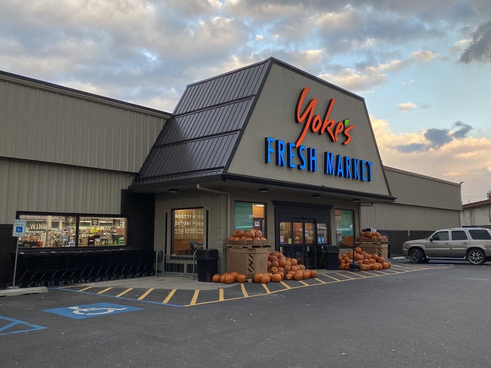 YOKE’S FOODS - Updated May 2025 - 117 N Hill St, Kellogg, Idaho ...