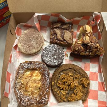 SUGAR MOON BAKERY - Updated June 2025 - 270 Photos & 85 Reviews - 3612 ...