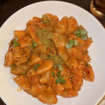 YSABEL - Updated June 2024 - 2306 Photos & 1716 Reviews - 945 N Fairfax ...